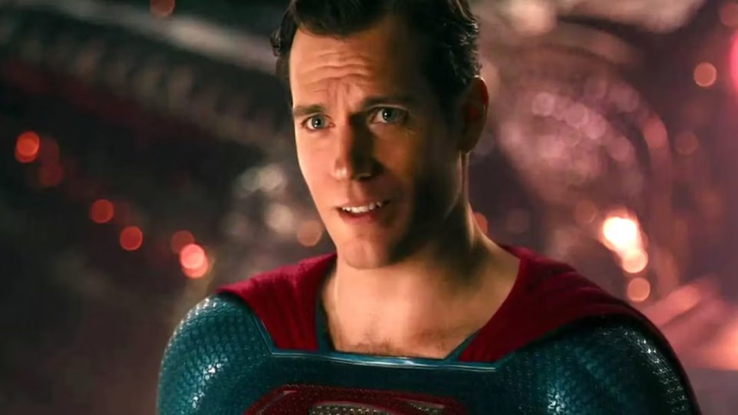 WB Supostamente Entrou Em Contato Com Henry Cavill Sobre O Retorno Do Superman | UnicórnioHater