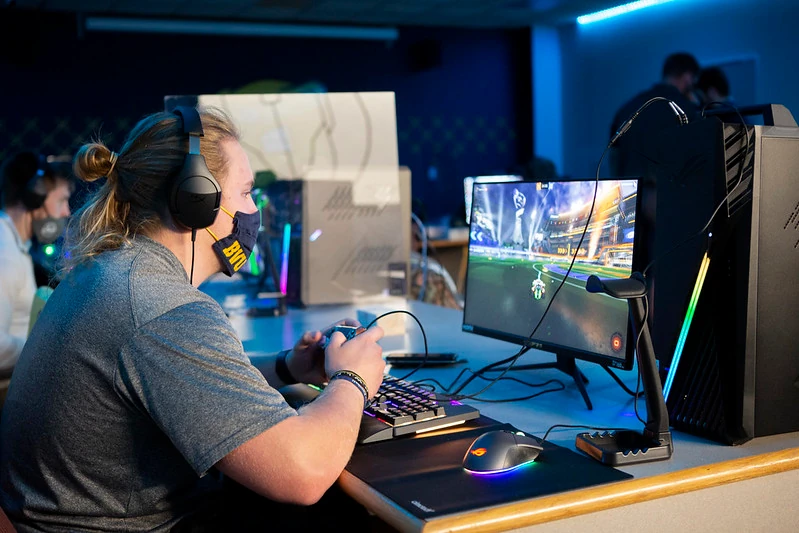 A Importância Do Multiplayer Nos Esports Online | UnicórnioHater